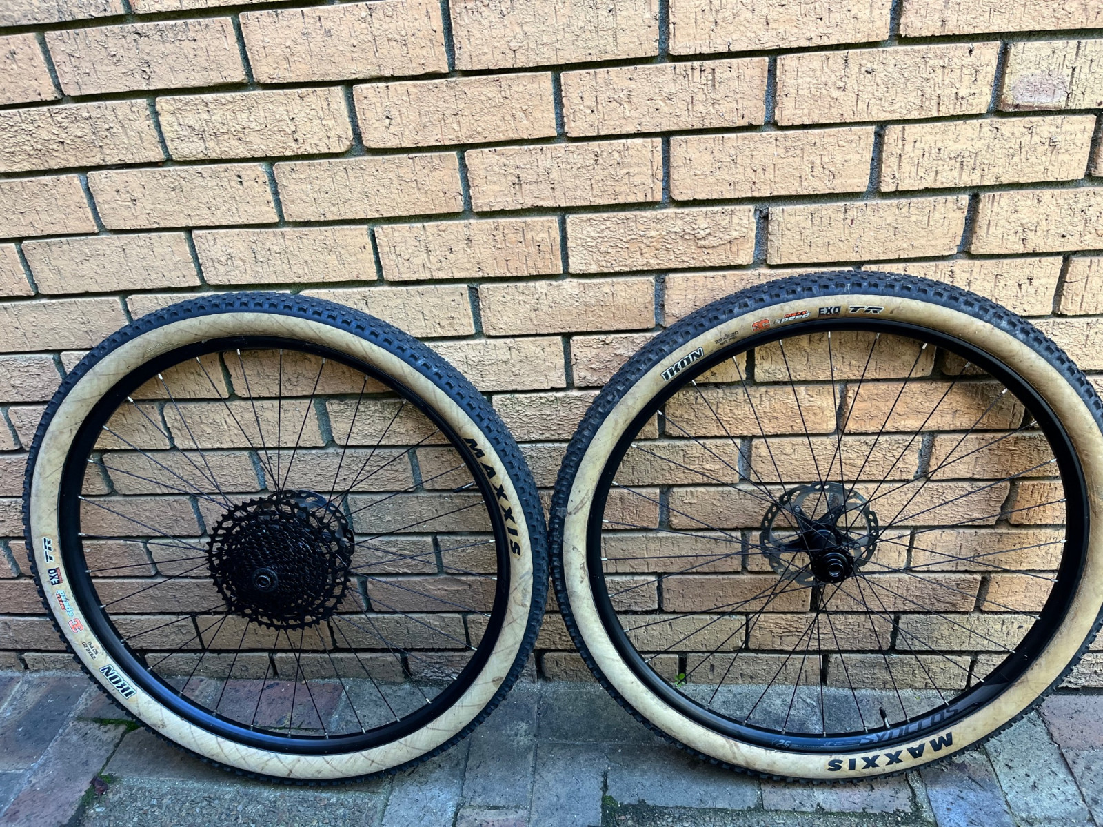 Syncros X25 29er Boost Wheelset | Mountain Bike Wheels | Bike Hub