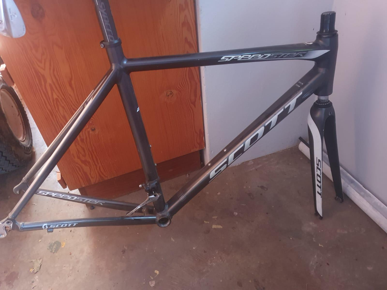 Scott carbon frame | Road Bike Frames | Bike Hub