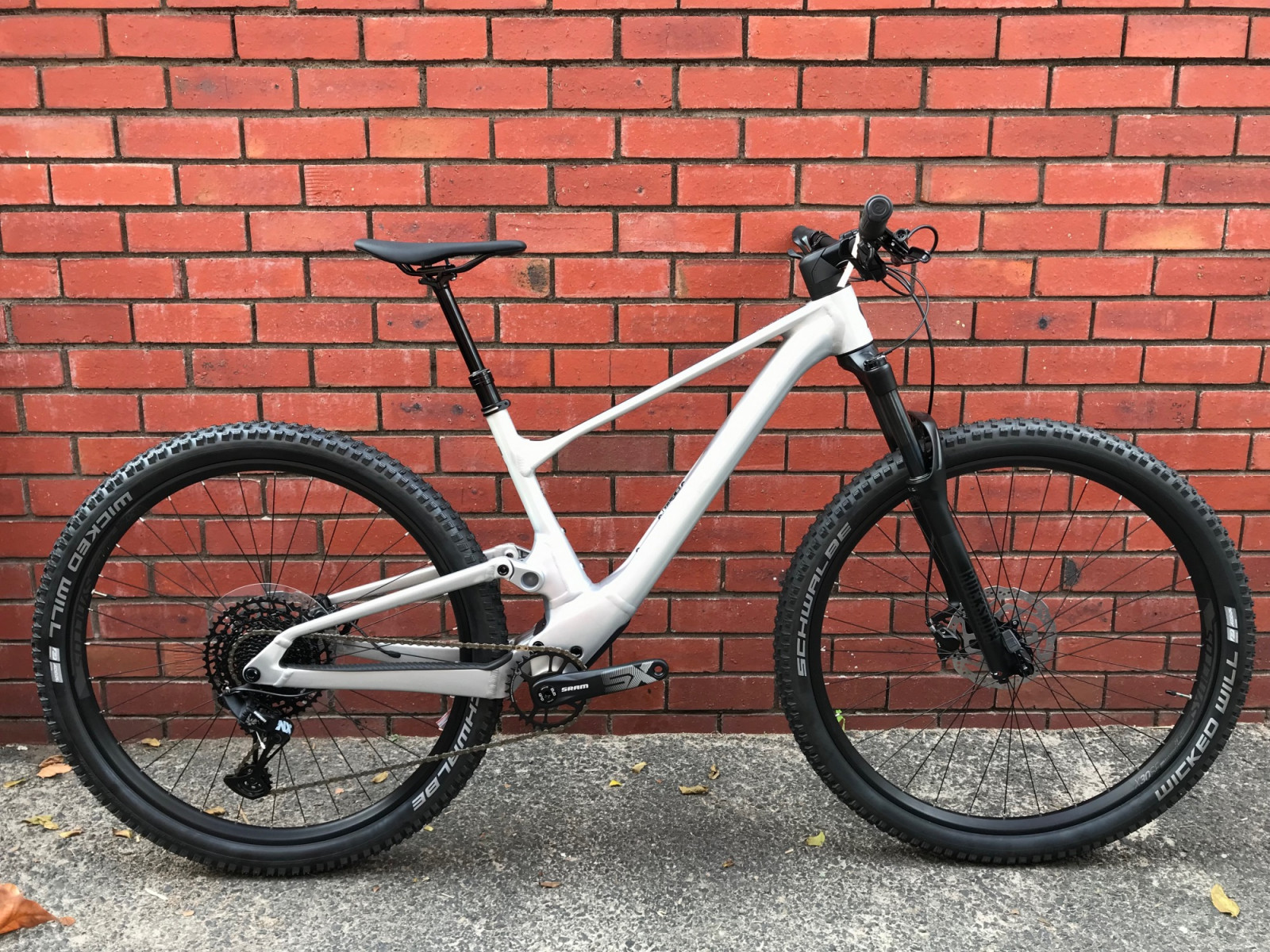 Scott 2023 Spark 970 | Dual Suspension Mountain Bikes | Bike Hub