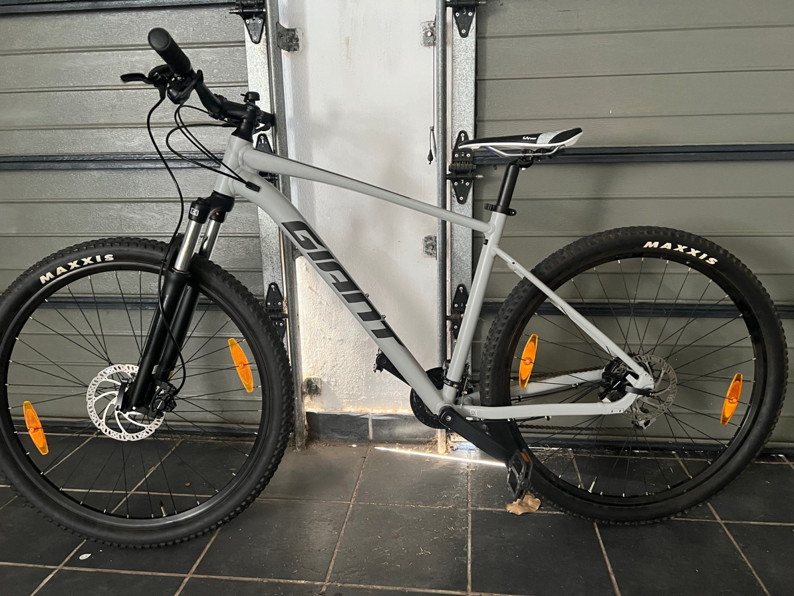 GIANT TALON 2 (2021) 29er | Hardtail Mountain Bikes | Bike Hub