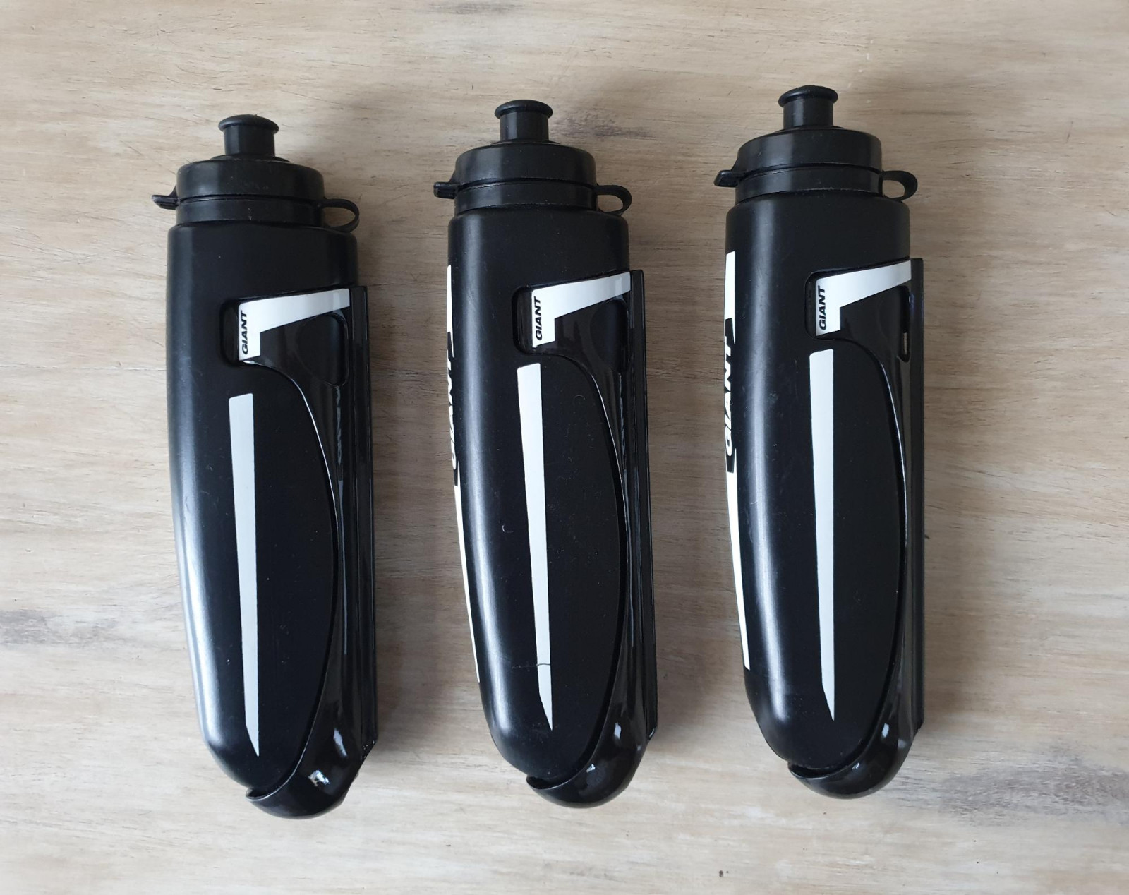 Giant Gateway Pro Aero Kit | Water Bottles | Bike Hub