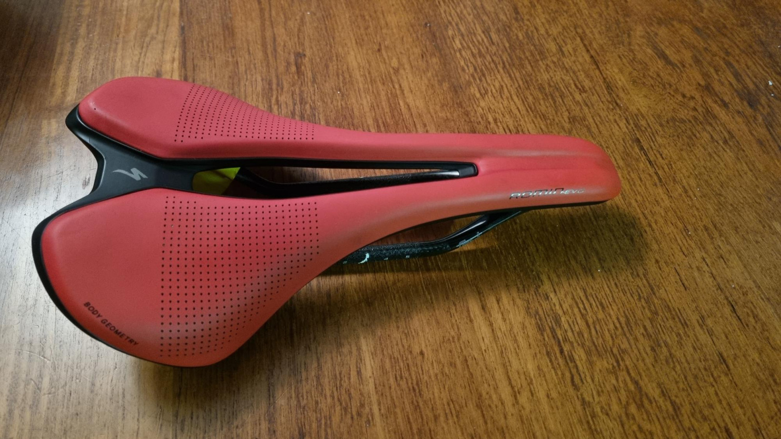 Specialized Romin Evo Pro 155 | Saddles | Bike Hub