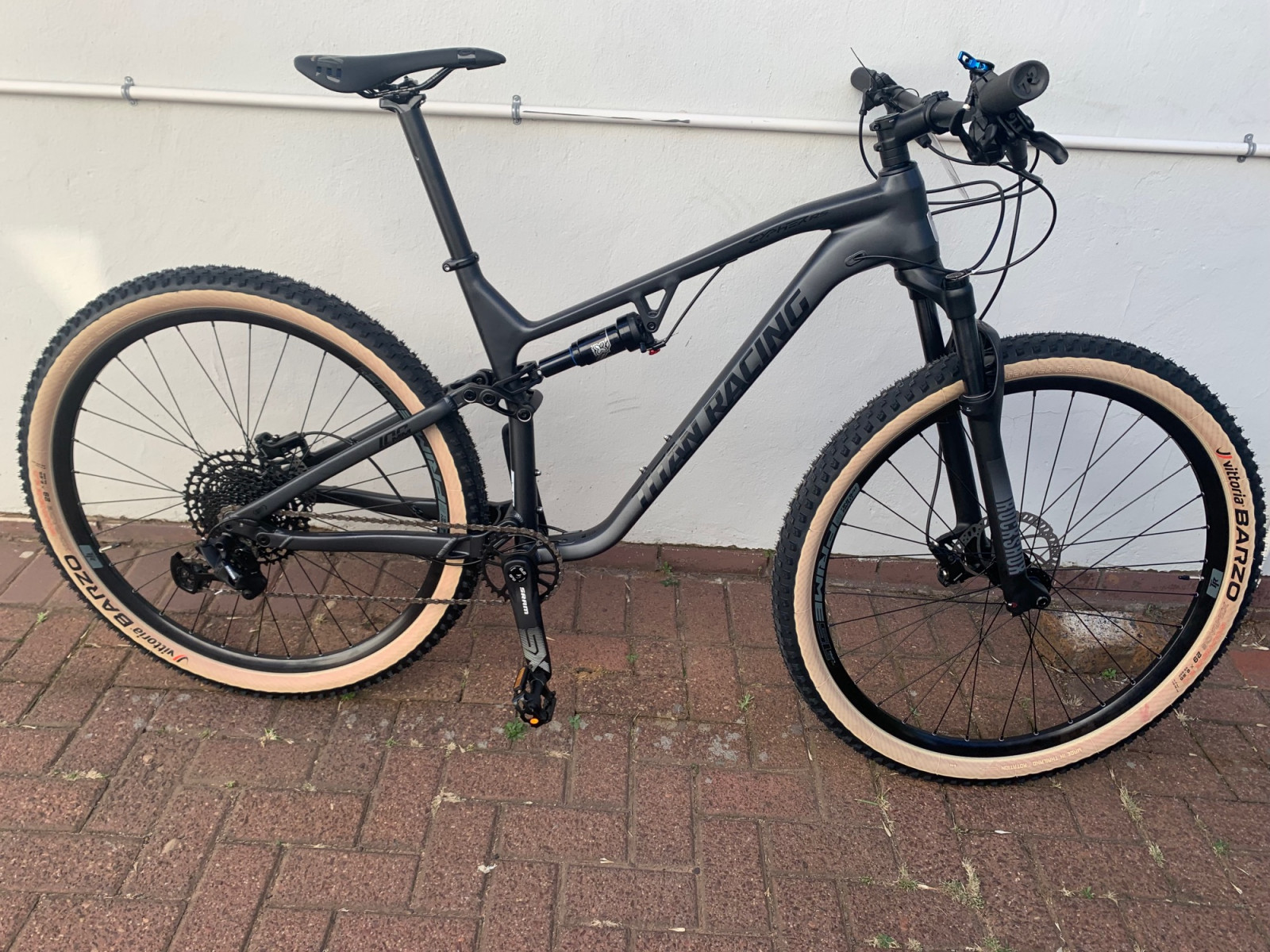 Titan cypher carbon Dash | Bike Hub