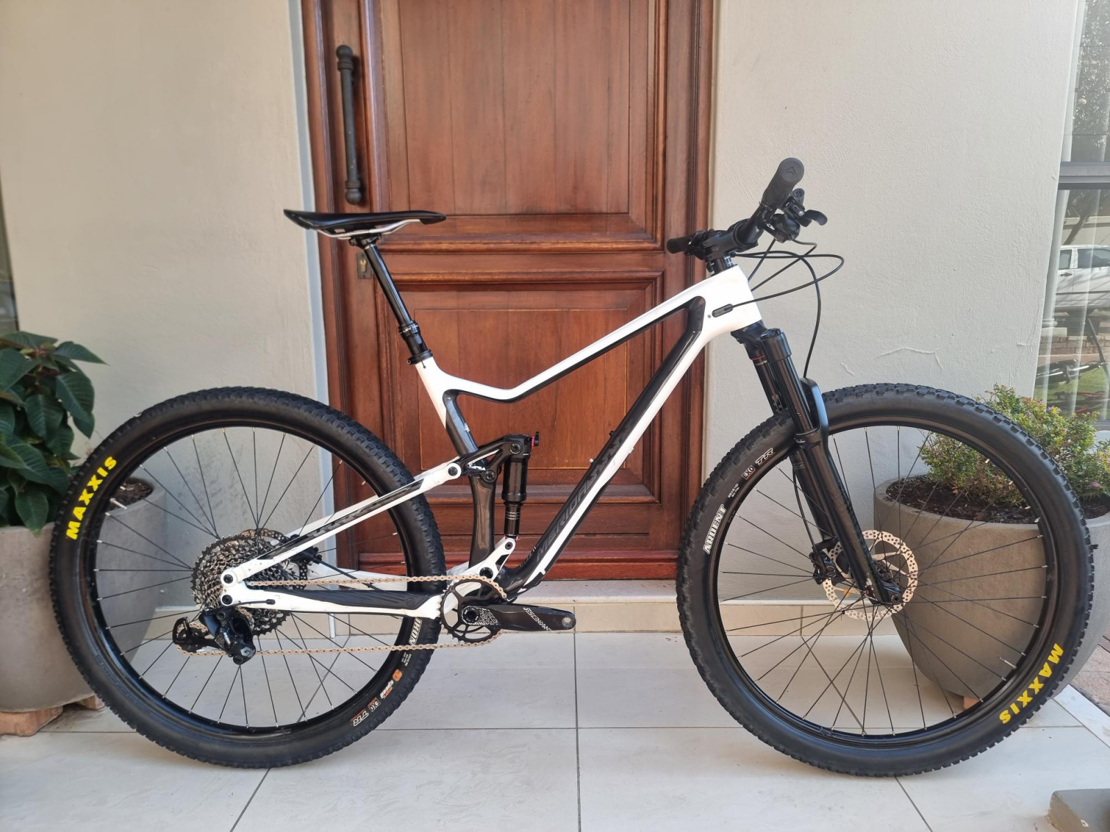 MERIDA 120 6000 (L) **Carbon-GX12SPD-Dropper** | Dual Suspension ...