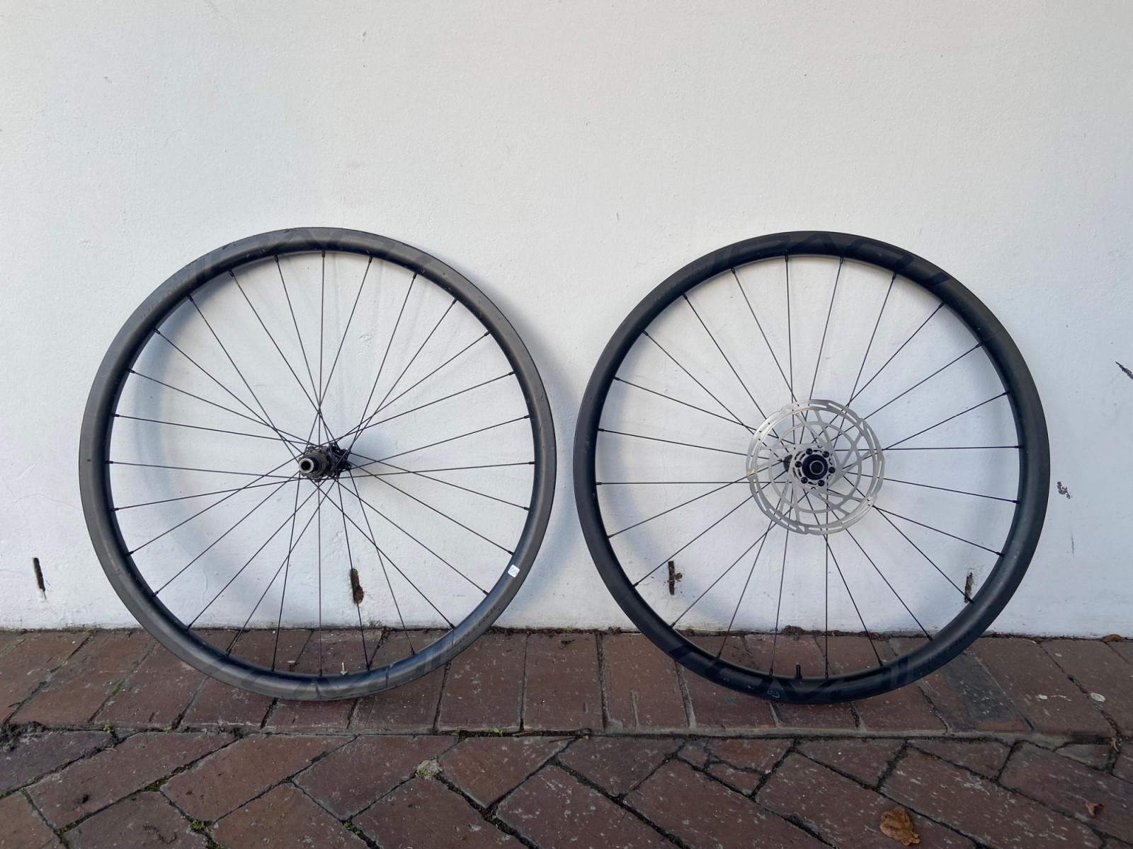 SWORKS Roval Control SL Carbon Wheelset - Dealio | Mountain Bike Rims ...