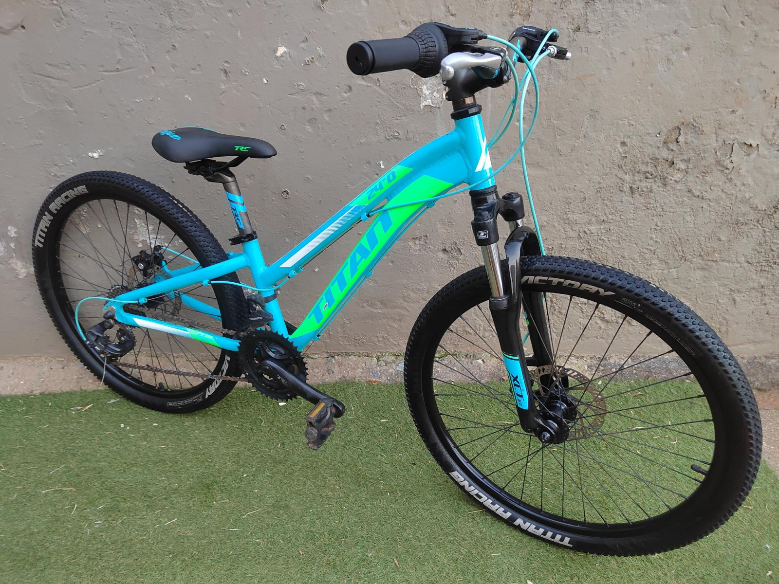 Titan Calypso 24D | Kids Bikes | Bike Hub