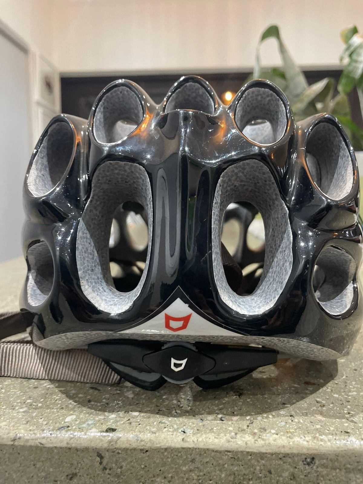 Catlike Whisper Evo Helmet | Helmets | Bike Hub