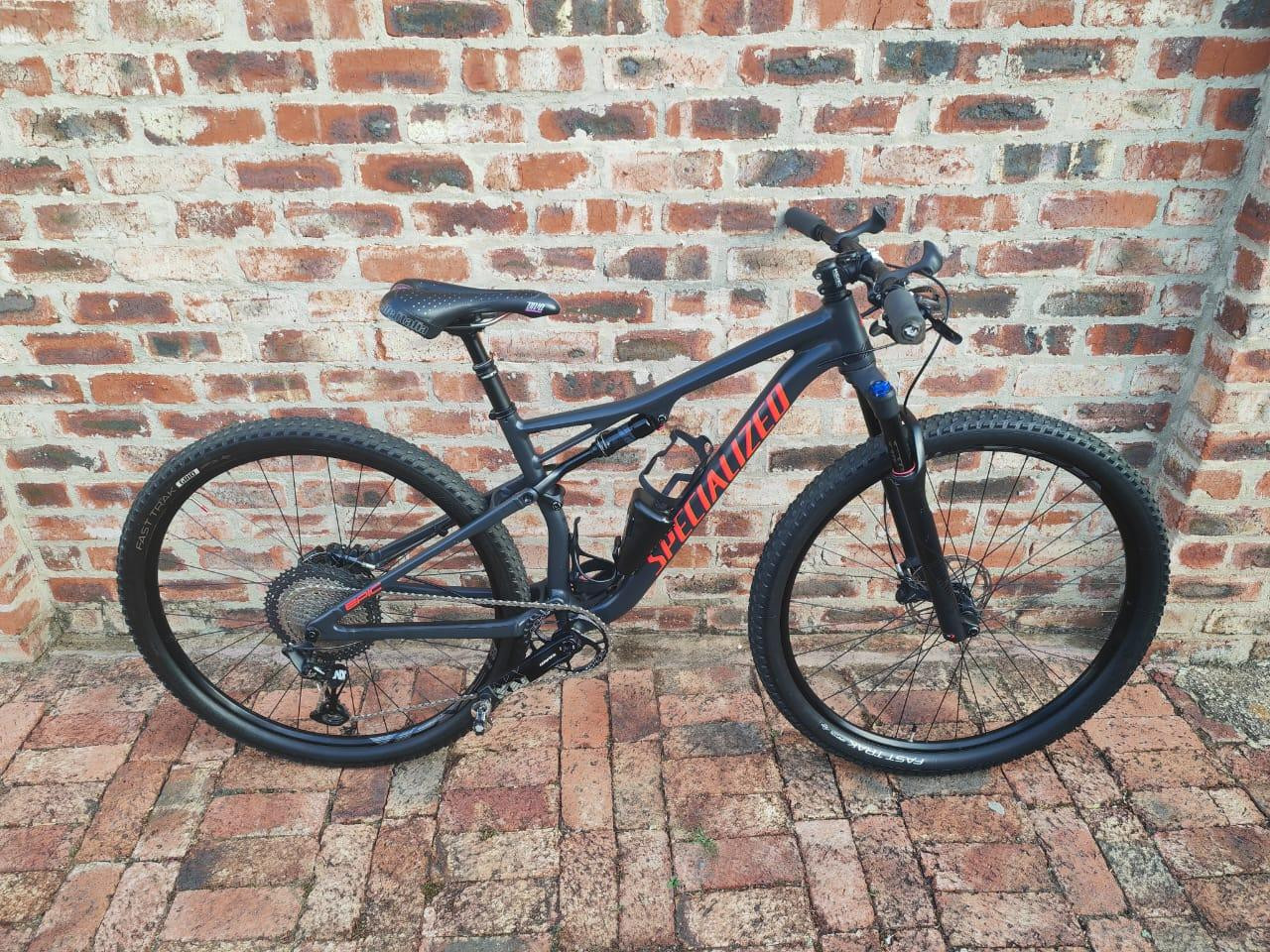 Specialized Epic Comp | Dual Suspension Mountain Bikes | Bike Hub