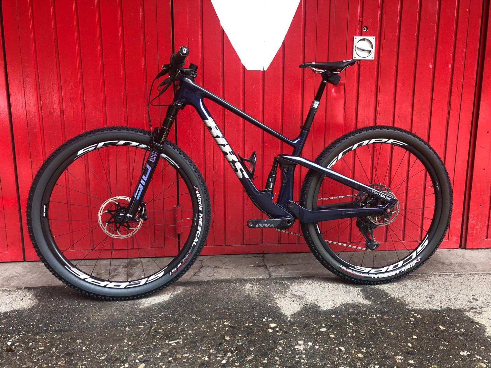 BiXS SIGN X | Dual Suspension Mountain Bikes | Bike Hub