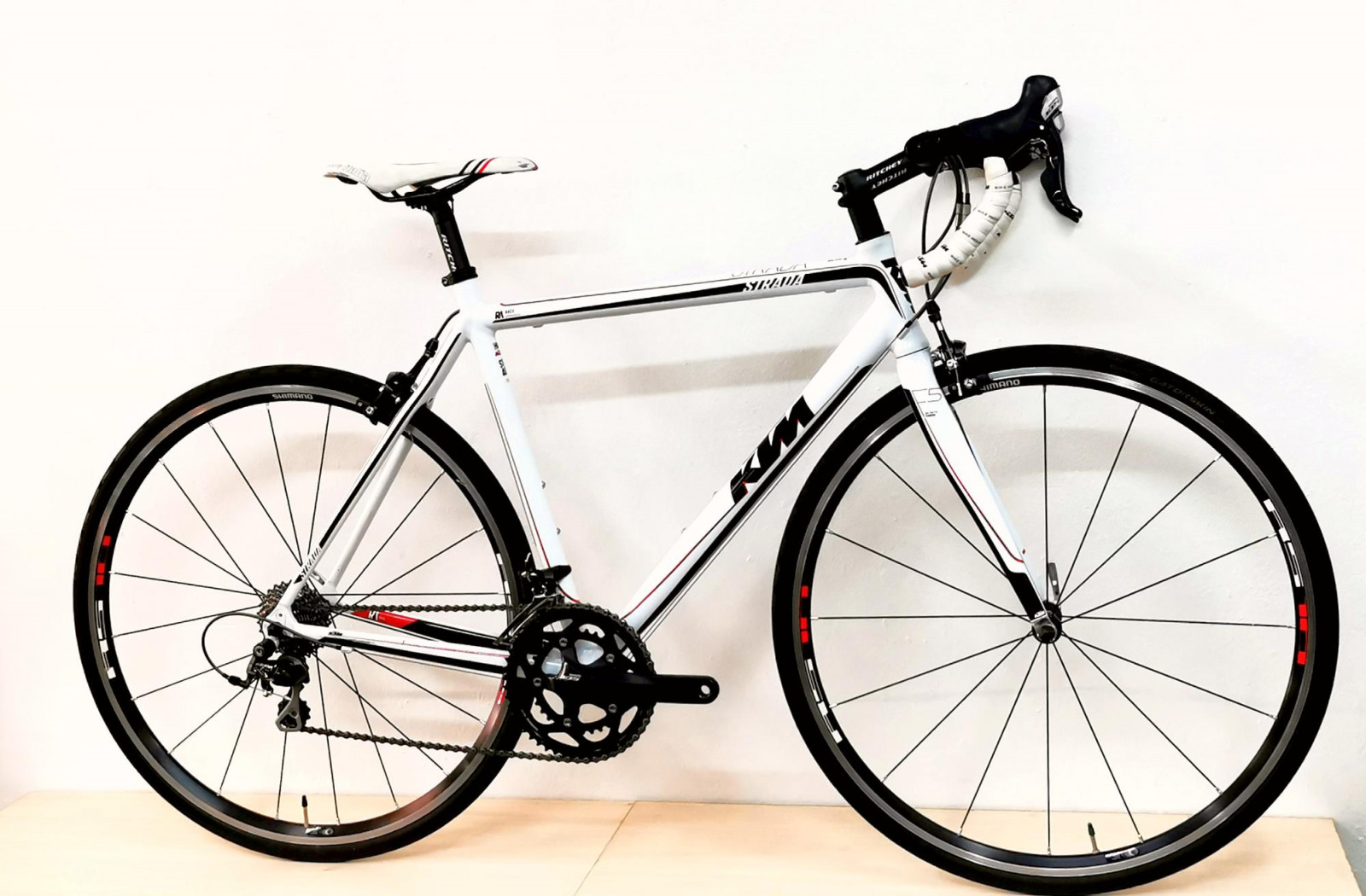 KTM Strada 2000 (55cm) - 10 Speed | Road Bikes | Bike Hub