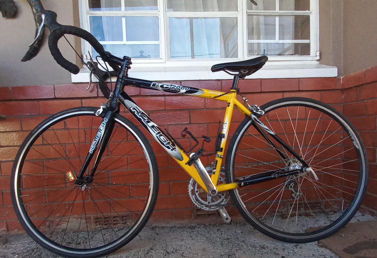 Raleigh RC2000 | Road Bikes | Bike Hub