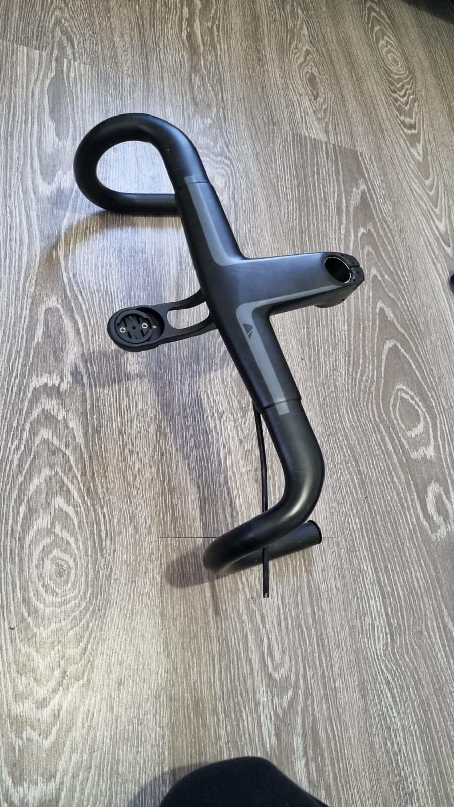 Canyon H11 integrated Handlebar | Handlebars | Bike Hub