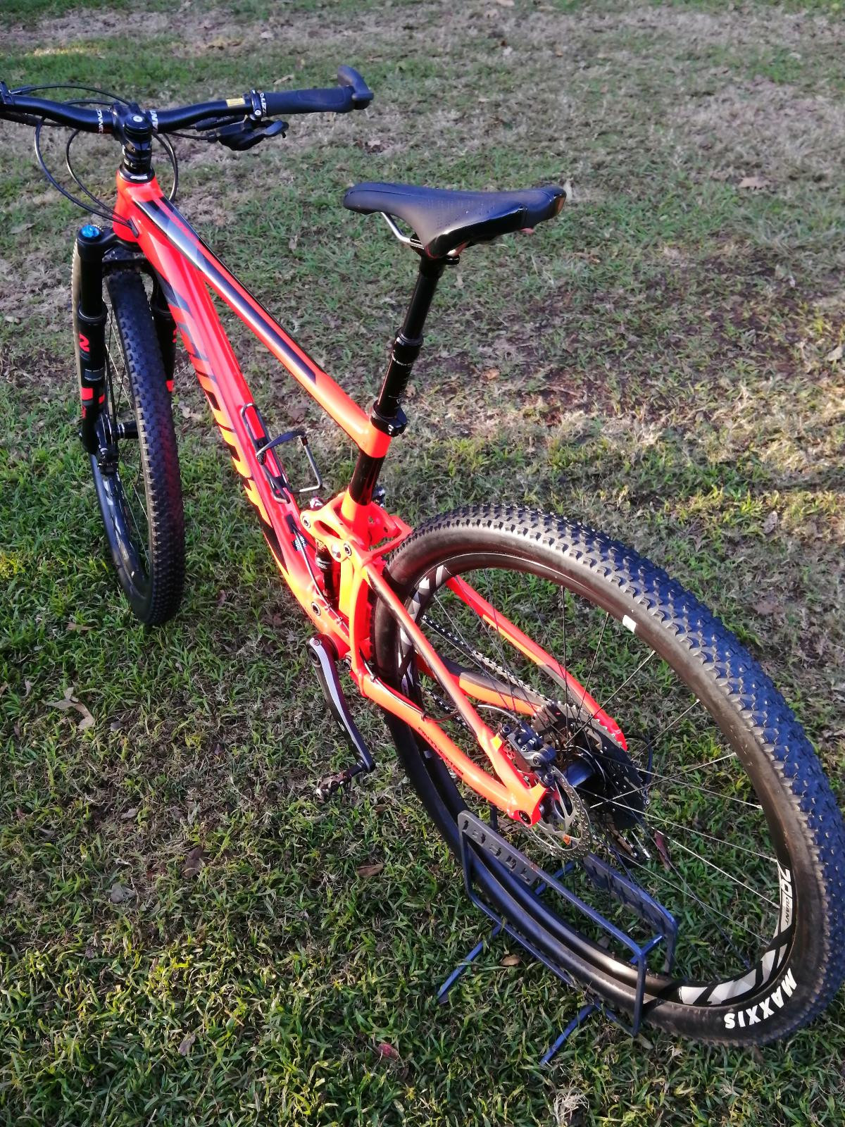 Giant Anthem /Medium Dual Suspension | Dual Suspension Mountain Bikes | Bike Hub