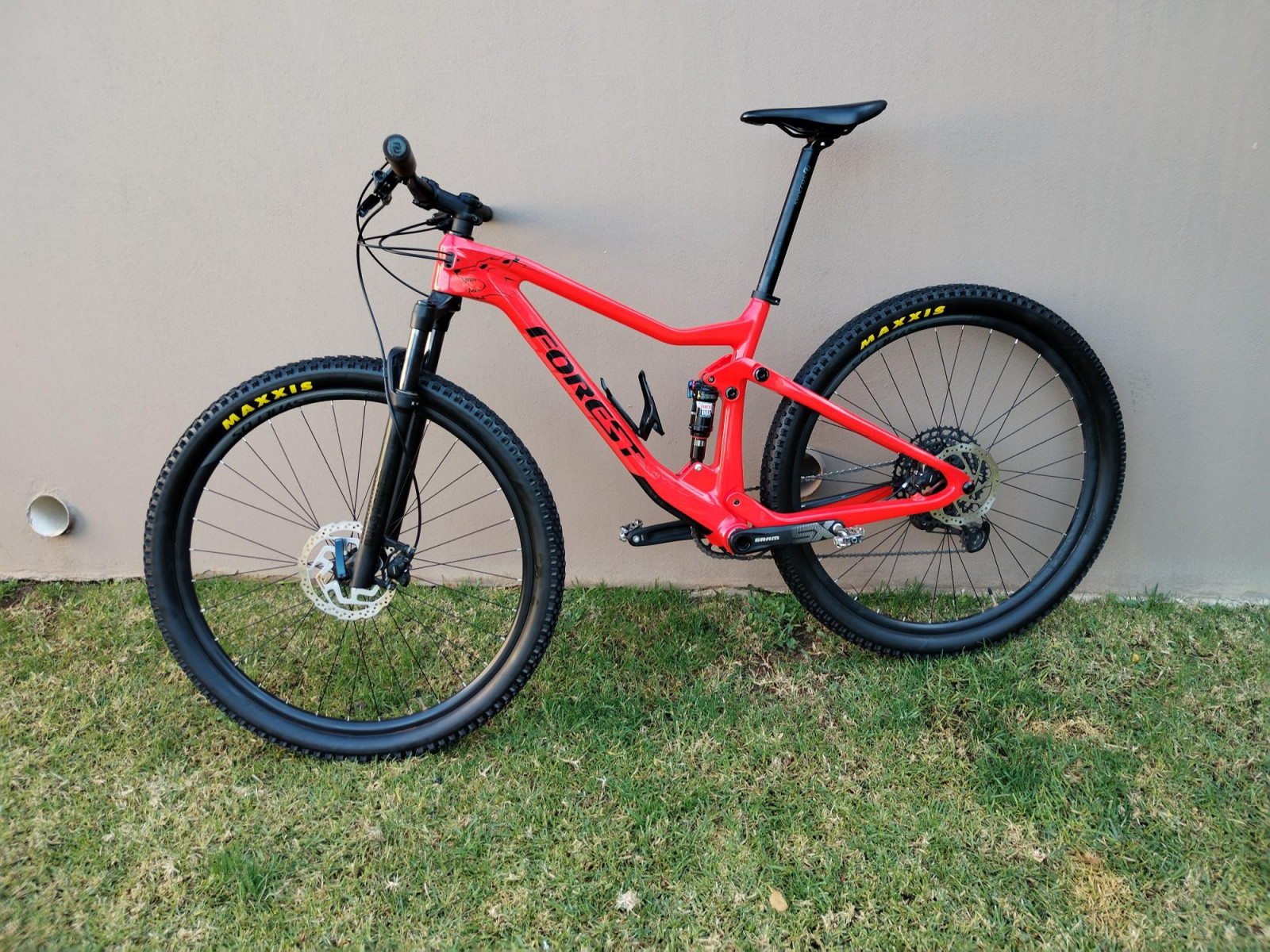 Forest dual suspension MTB | Dual Suspension Mountain Bikes | Bike Hub