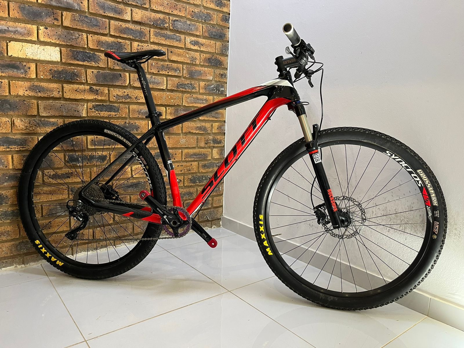 Scott scale - Large - Carbon | Hardtail Mountain Bikes | Bike Hub