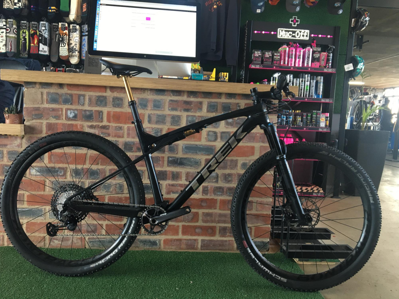 Trek Supercaliber 9.8 | Bike Hub