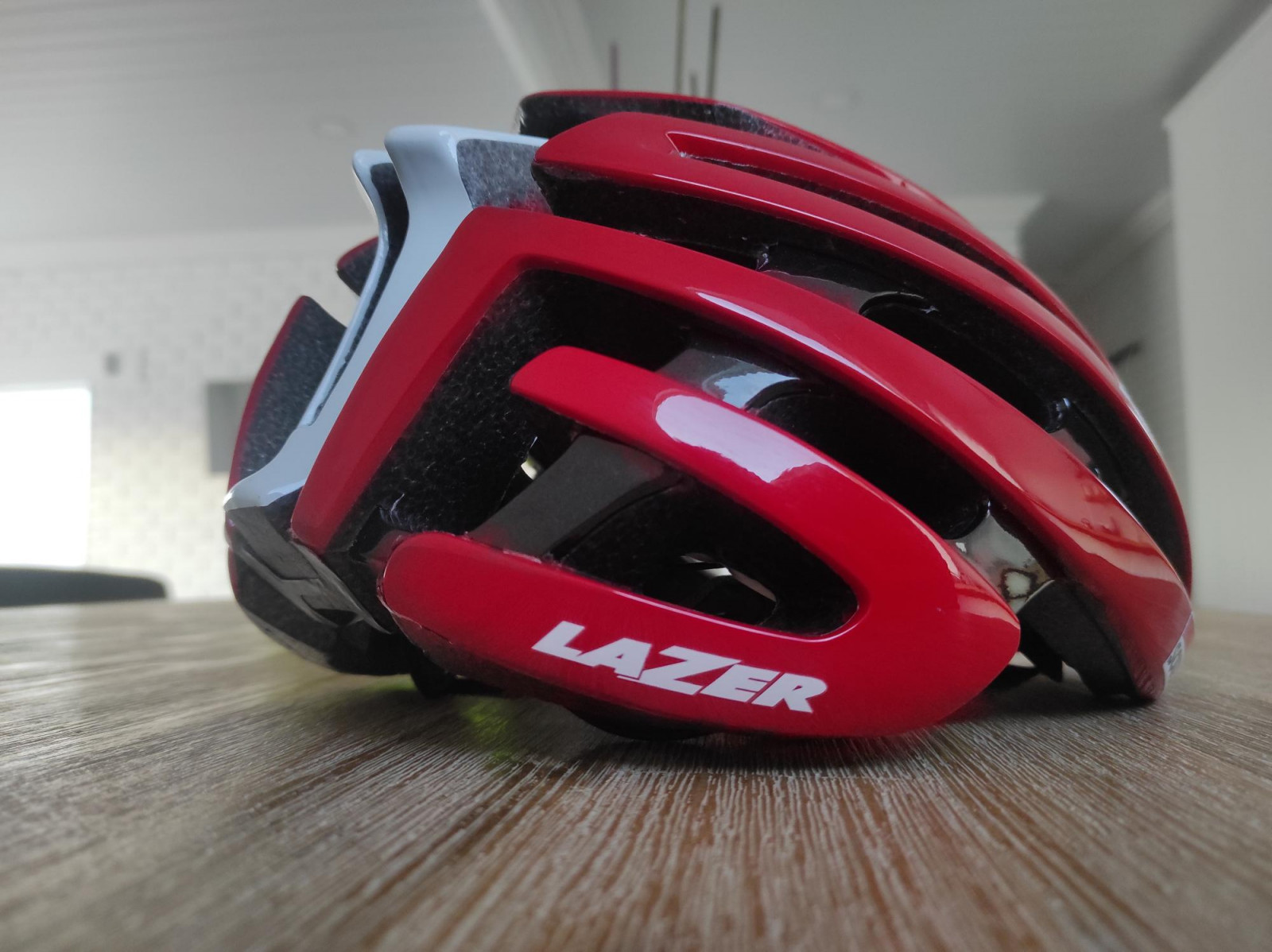 Soudal Lotto Lazer Z1 | Helmets | Bike Hub