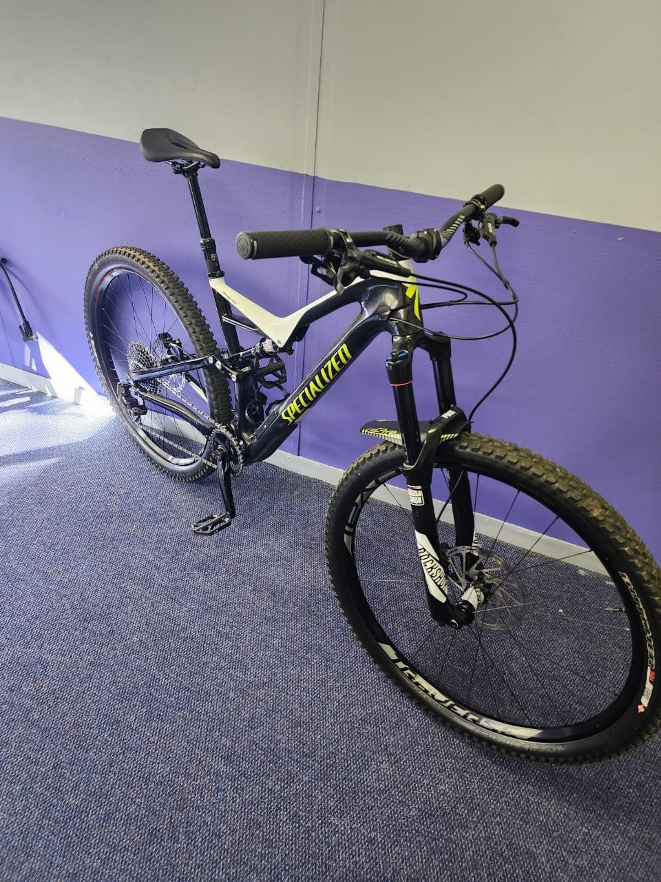 SPECIALIZED STUMPJUMPER FSR EXPERT CARBON | Dual Suspension Mountain ...