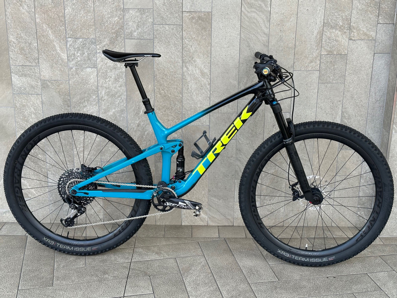 2020 Trek Top Fuel 9.8 M/L | Dual Suspension Mountain Bikes | Bike Hub