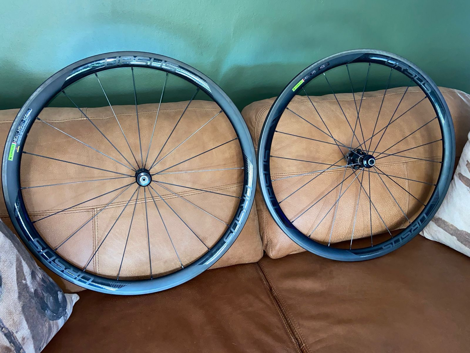 Carbon Wheels | Road Bike Rims | Bike Hub