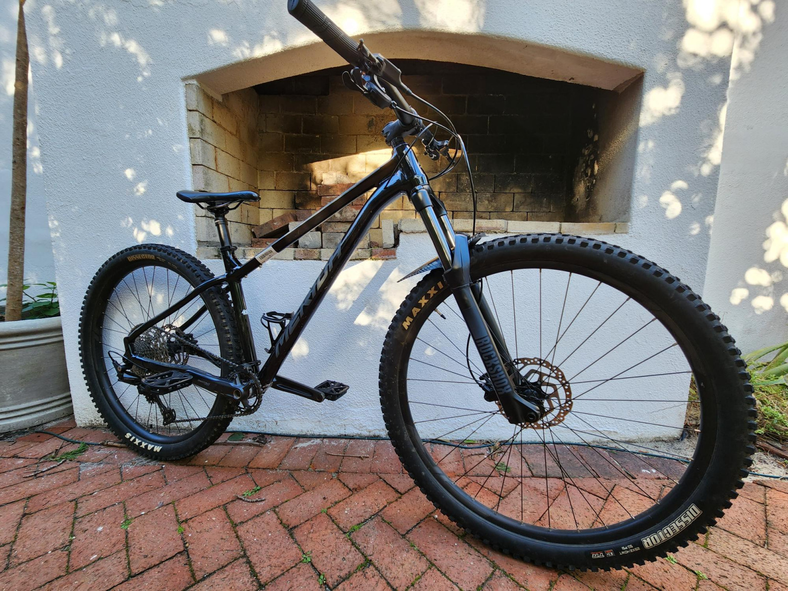 MERIDA BIG.TRAIL 500 (L) | Hardtail Mountain Bikes | Bike Hub