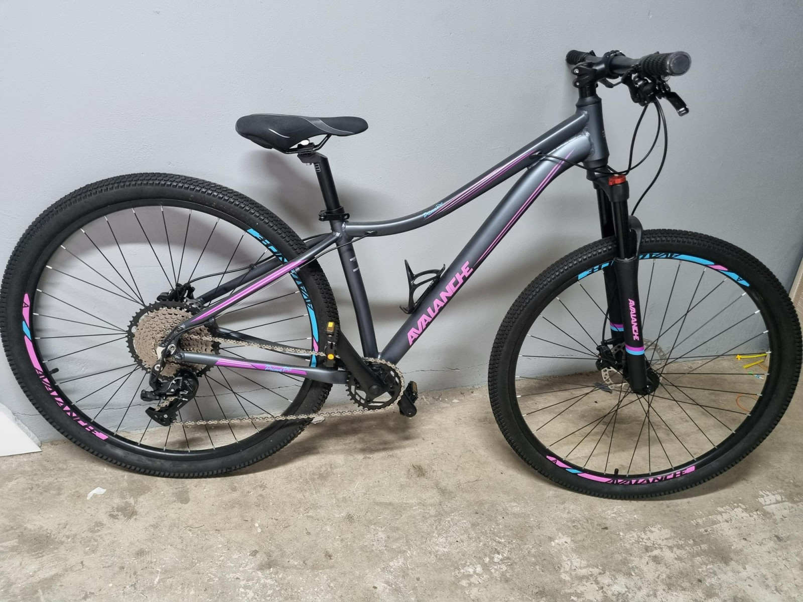 Avalanche Prima Pro 29er (Like New) | Bike Hub