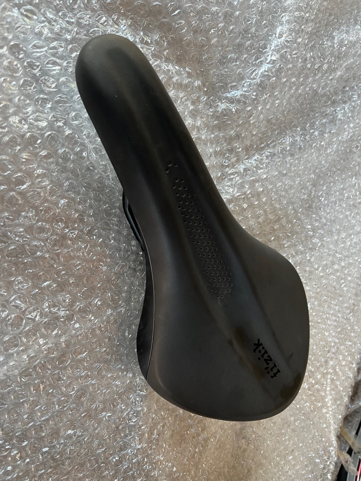 Fizik Aliante | Saddles | Bike Hub