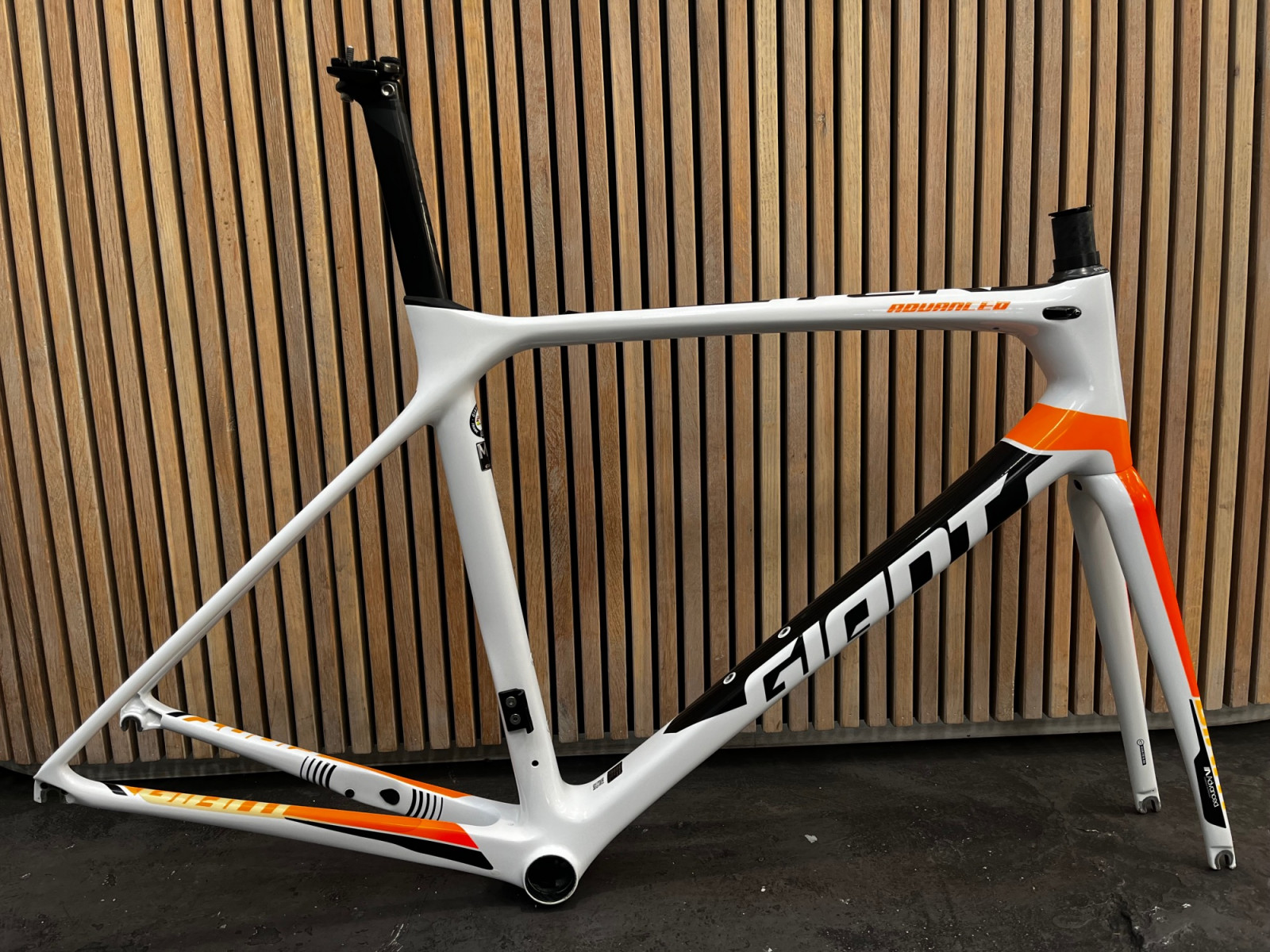 GIANT TCR Advanced | Road Bike Frames | Bike Hub
