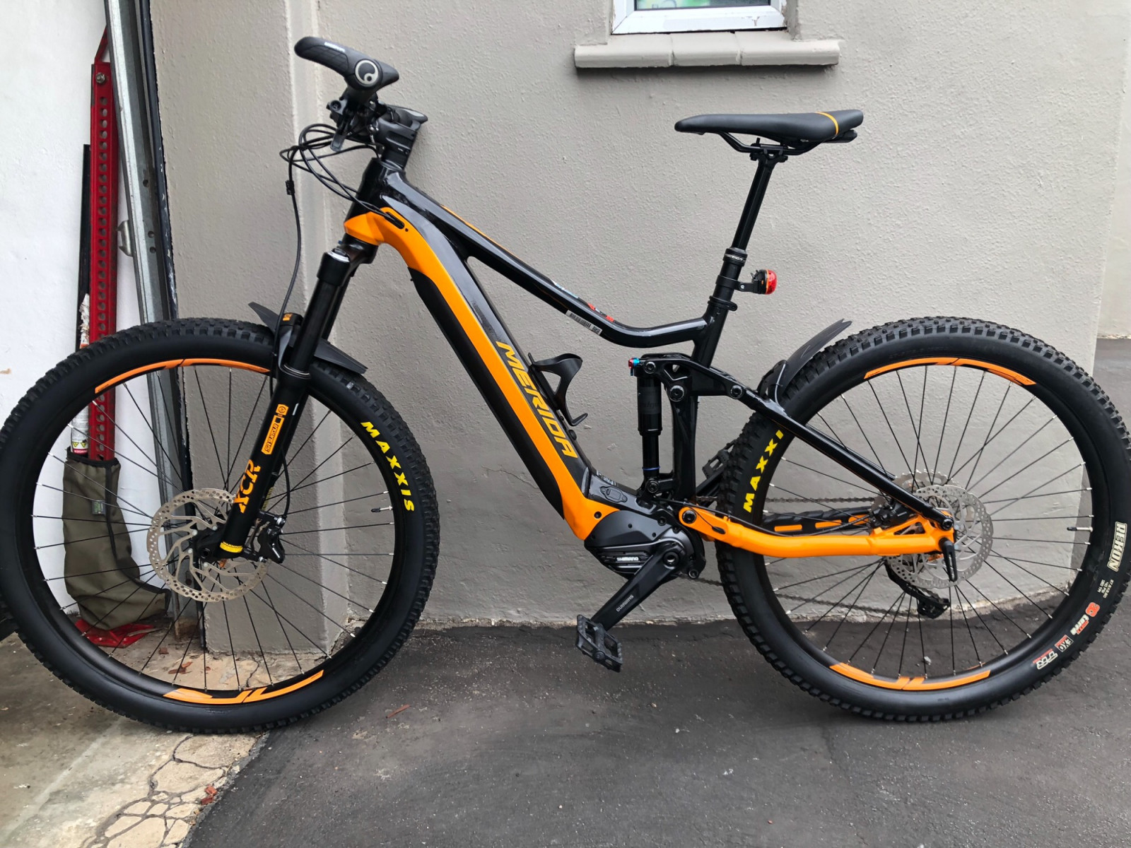 Merida e140 As New only 88km! | Dual Suspension Mountain E-Bikes | Bike Hub