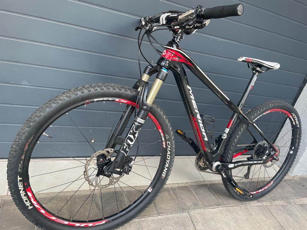 Merida Big 7 Full Carbon | Hardtail Mountain Bikes | Bike Hub