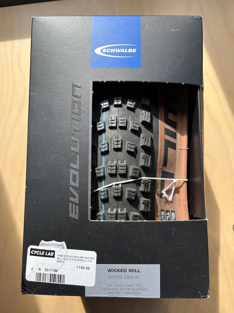 Schwalbe Wicked Will 2.4 Super Race TLE Tan Wall | Mountain Bike Tyres ...