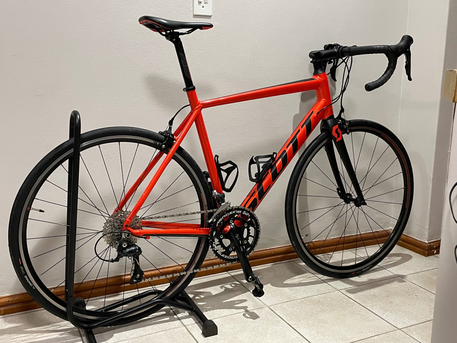 Scott Speedster | Road Bikes | Bike Hub