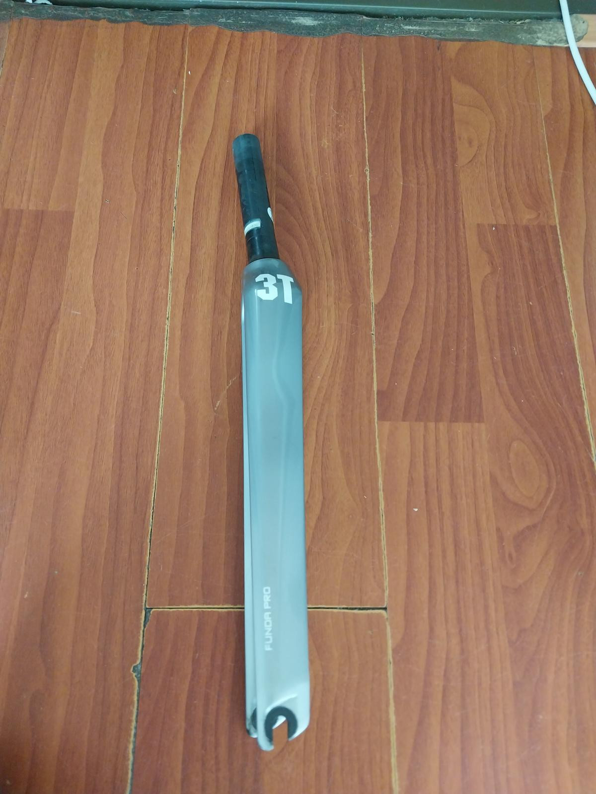 3T Carbon Fork | Road Bike Forks | Bike Hub