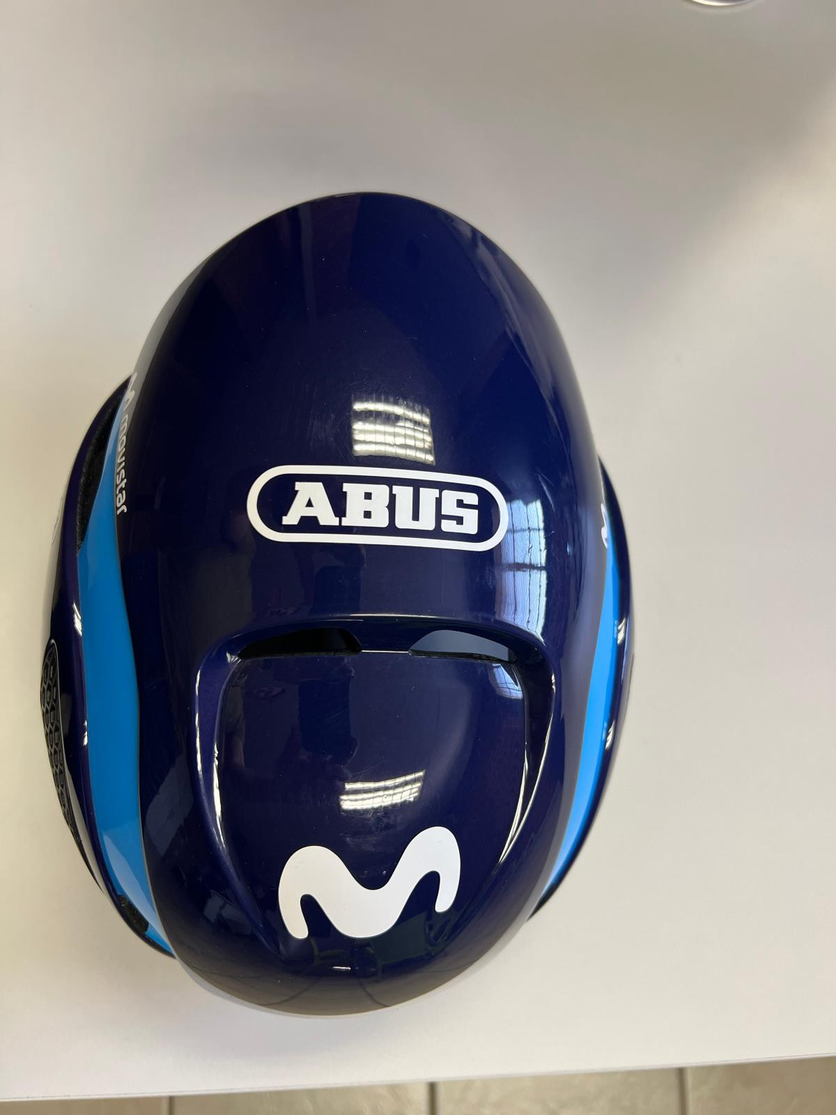 ABUS GameChanger Movistar - Medium (52cm - 58cm ) | Helmets | Bike Hub