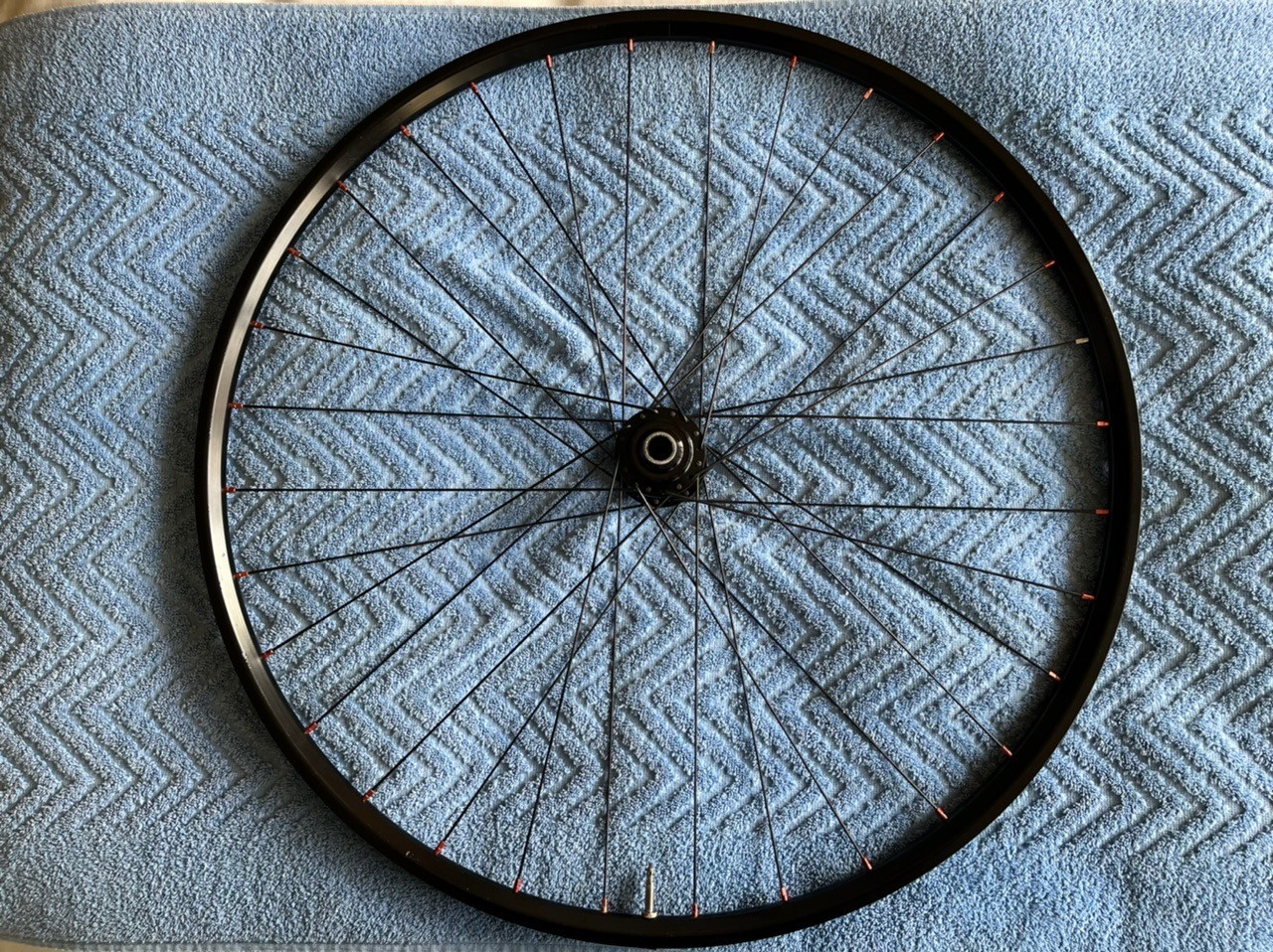 DT Swiss 240s Front Hub, DT Spokes, ZTR Crest Rim | Mountain Bike ...