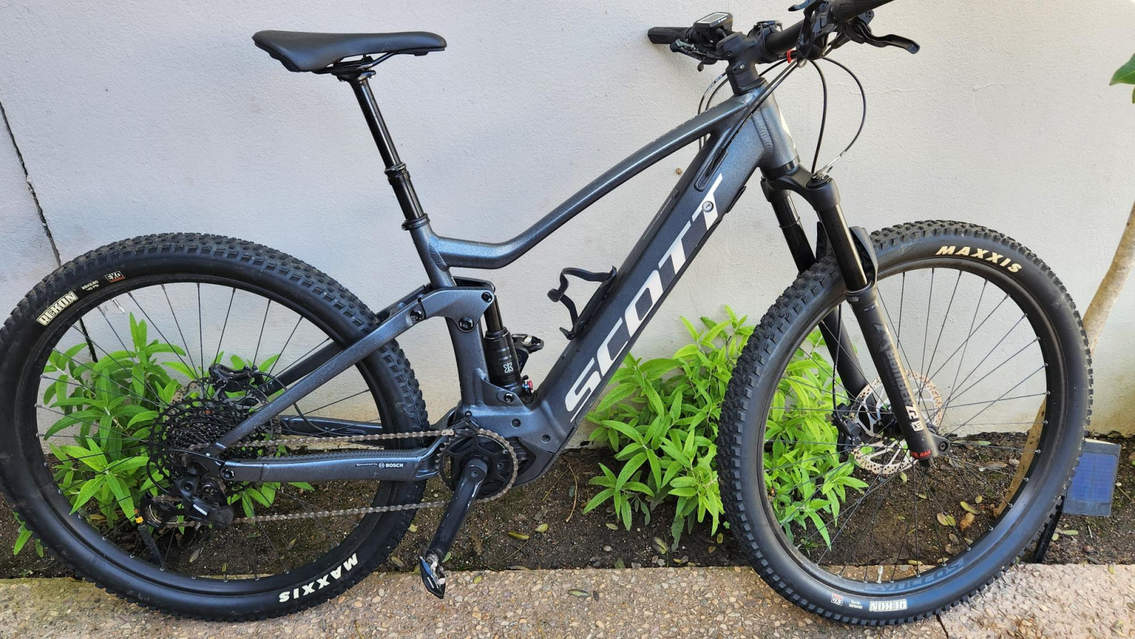Scott Strike e-ride 930 | Dual Suspension Mountain E-Bikes | Bike Hub