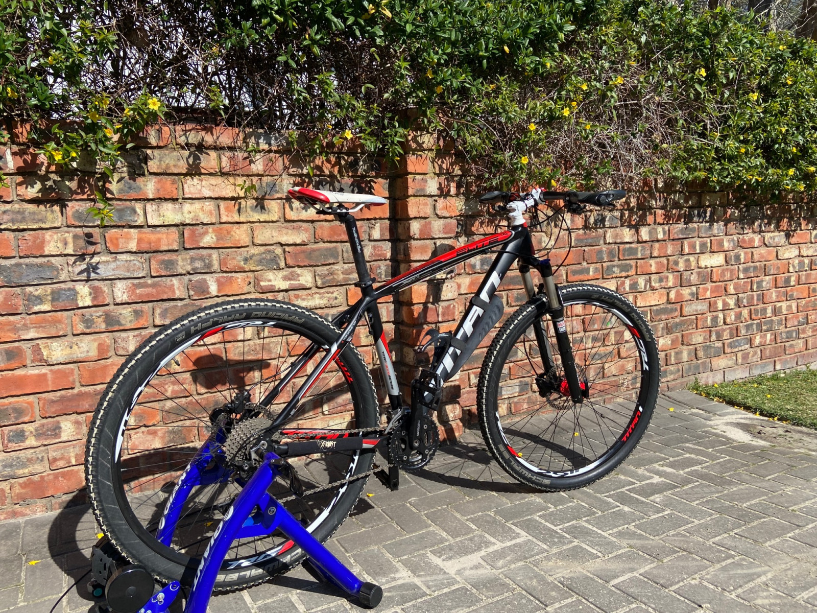 29R Carbon Series TITAN Pro Racing Series | Dual Suspension Mountain ...