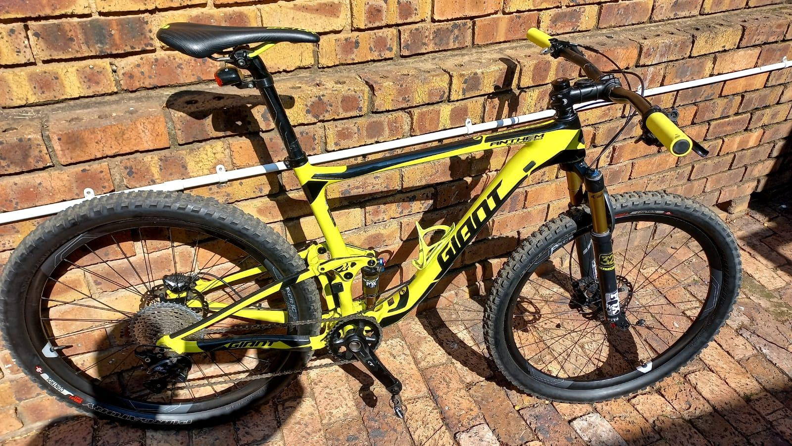 Giant Anthem Carbon 650B Large | Dual Suspension Mountain Bikes | Bike Hub