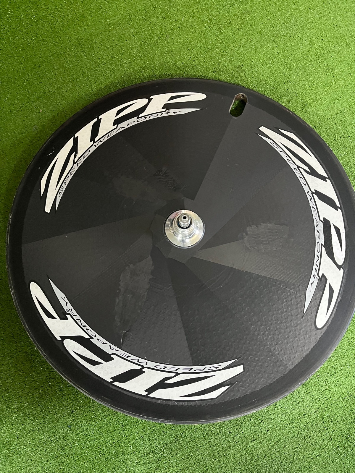 Zipp disc rear wheel | Road Bike Wheels | Bike Hub