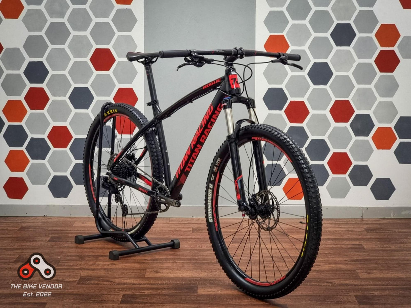 Titan Rogue Dash - SRAM 1 x 12 - Suntour Air | Hardtail Mountain Bikes ...