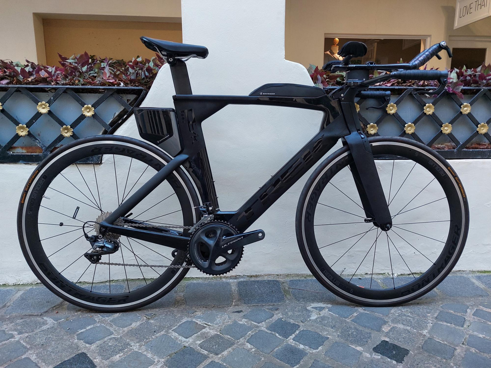 Trek Speed Concept | Triathlon & Time Trial Bikes | Bike Hub