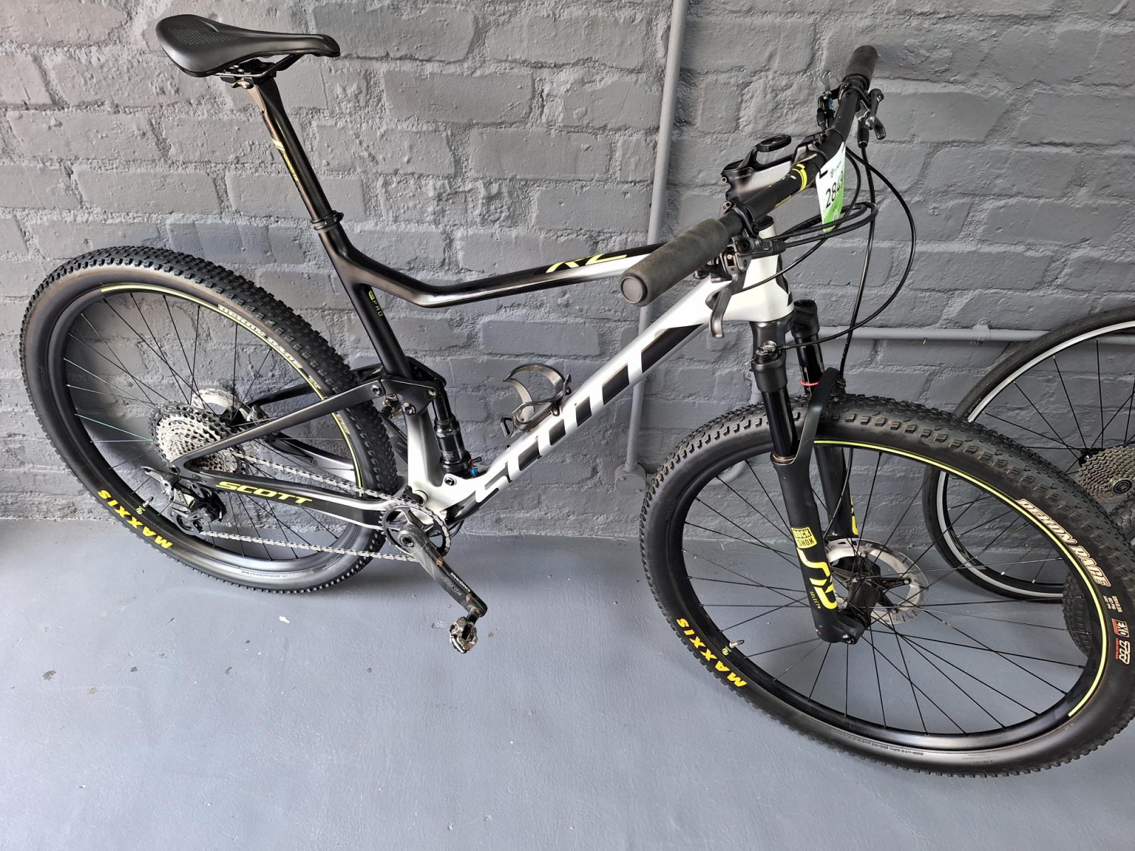 Scott RC900 Pro | Dual Suspension Mountain Bikes | Bike Hub