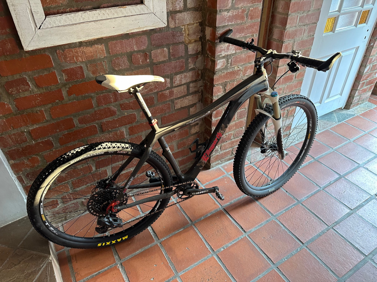 29 Ellsworth Enlightenment | Hardtail Mountain Bikes | Bike Hub