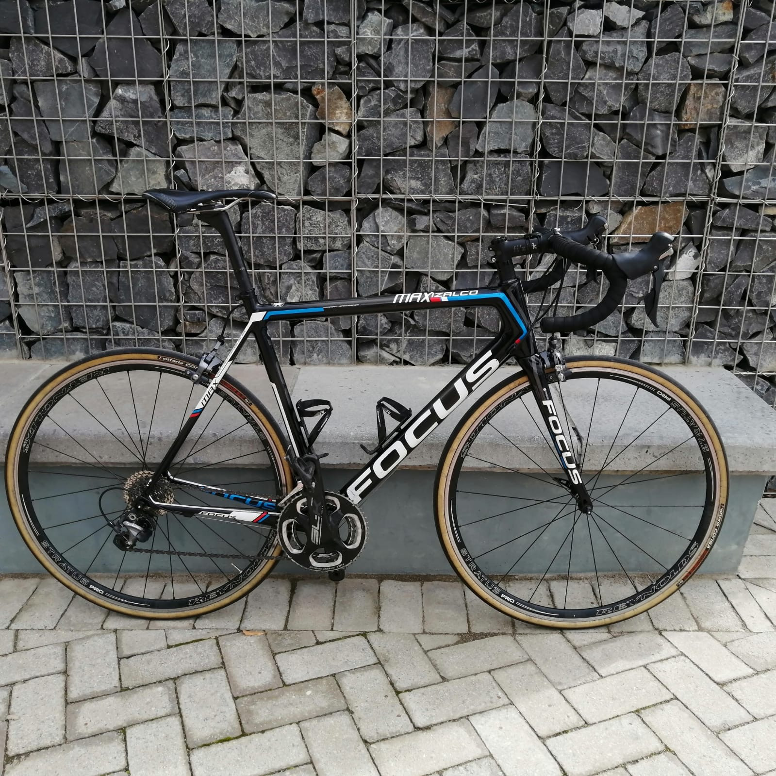 Focus Izalco Max | Road Bikes | Bike Hub