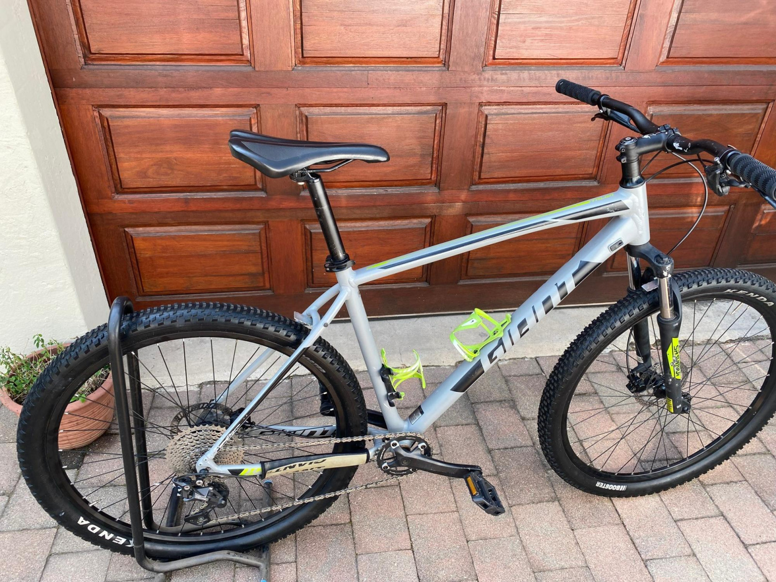 Giant Talon 2 29er | Hardtail Mountain Bikes | Bike Hub