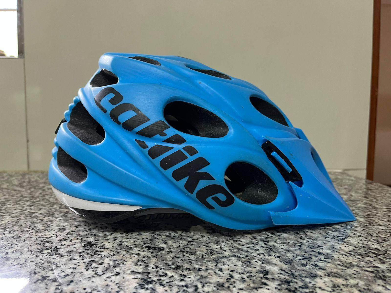 CATLIKE helmet | Helmets | Bike Hub