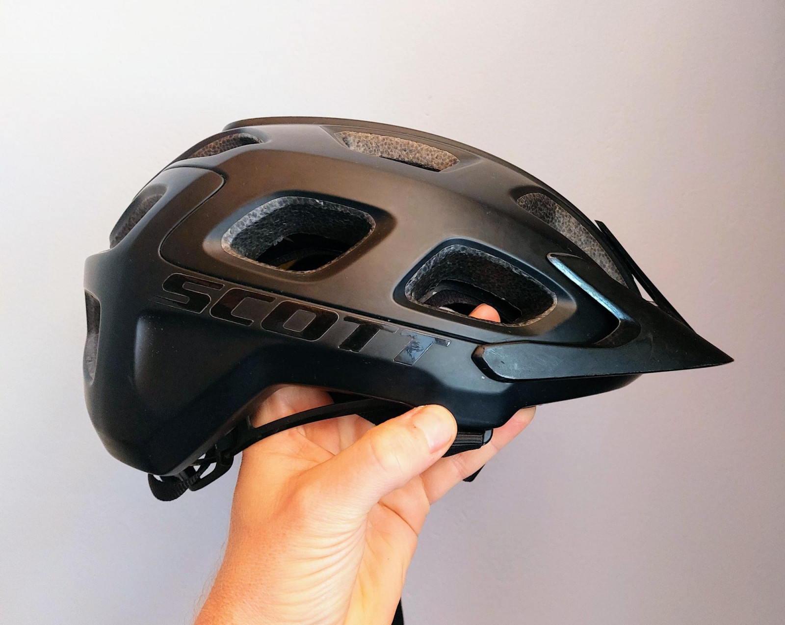 Scott Vivo Plus - Large (MIPS) helmet | Helmets | Bike Hub