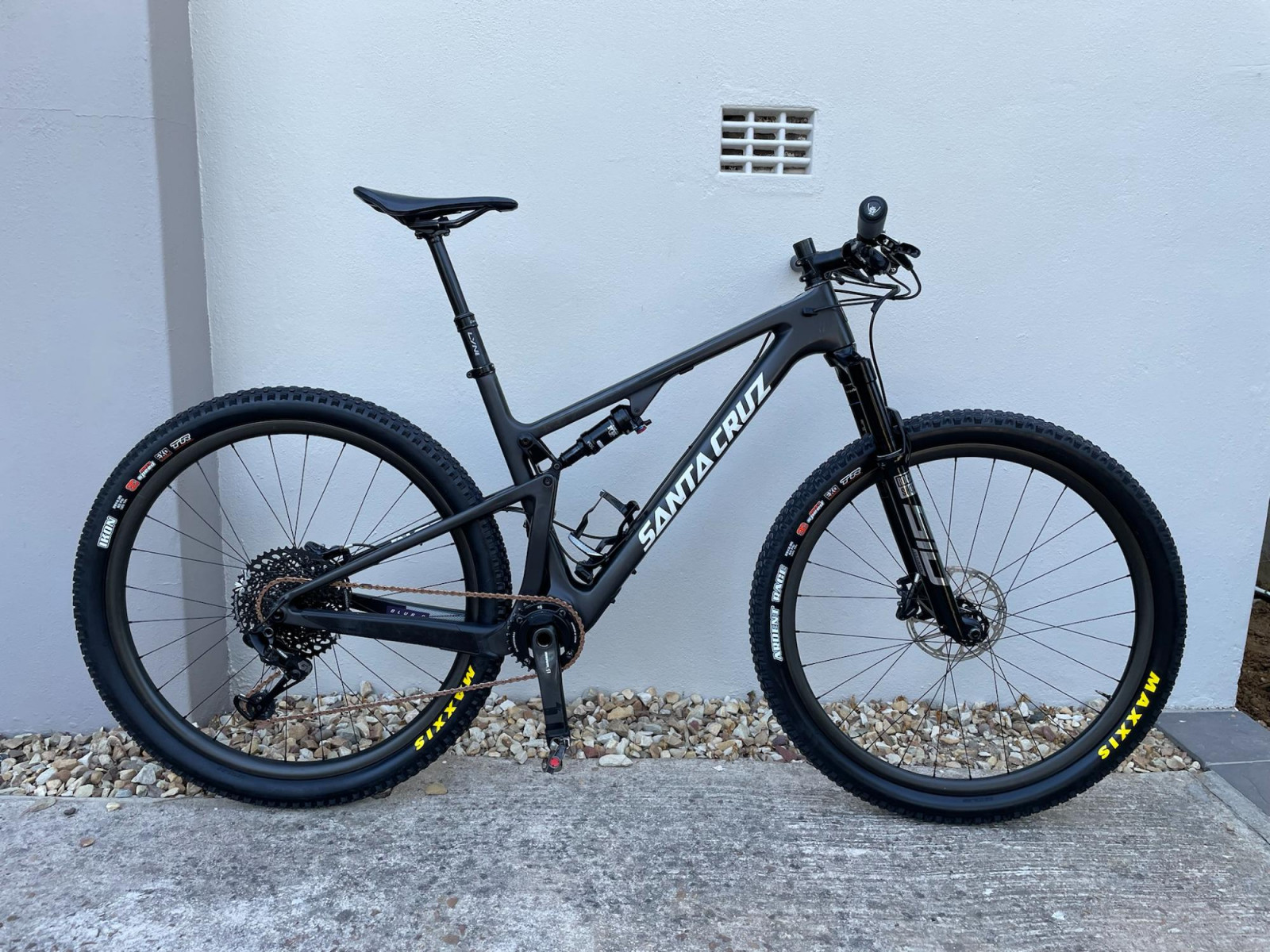 Santa Cruz Blur C | Dual Suspension Mountain Bikes | Bike Hub