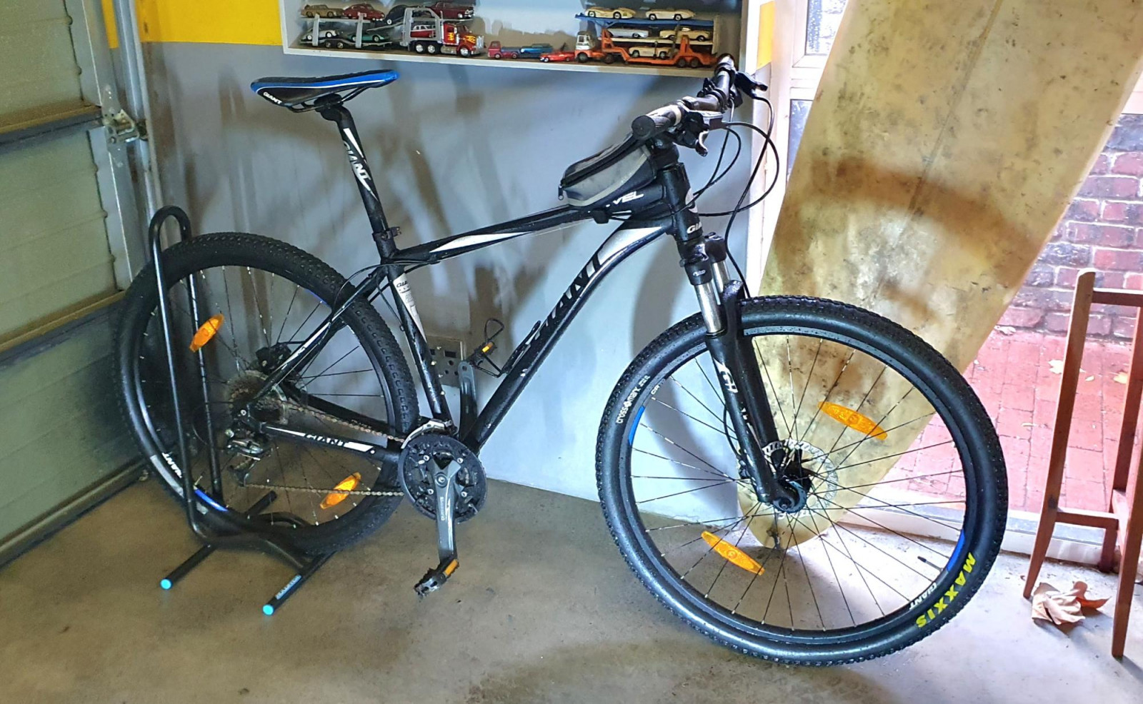 2018 Giant Aluxx Tech 29 Large | Hardtail Mountain Bikes | Bike Hub