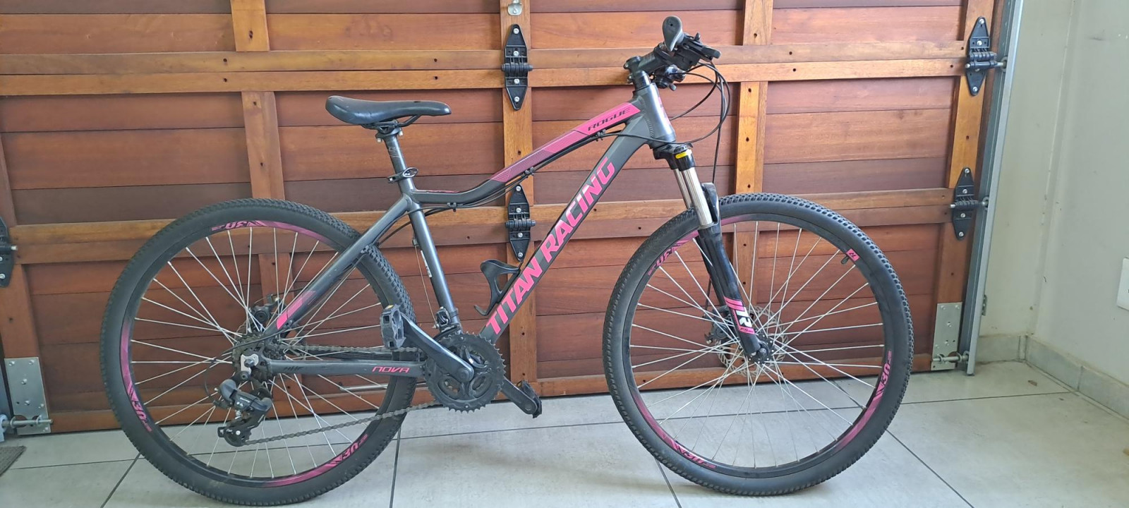 26" Titan Racing Rogue | Hardtail Mountain Bikes | Bike Hub